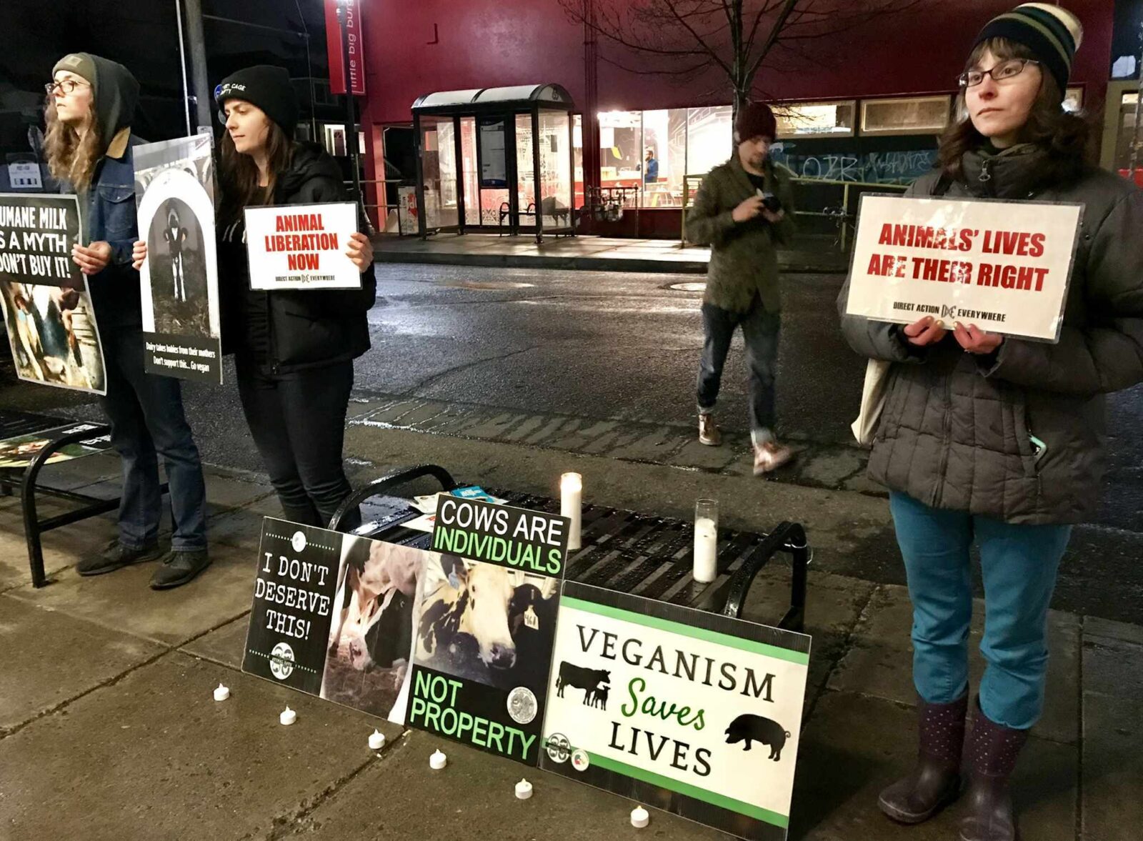 Protesters Outside Popular Ice Cream Shop Say Ditch Dairy! - UnchainedTV