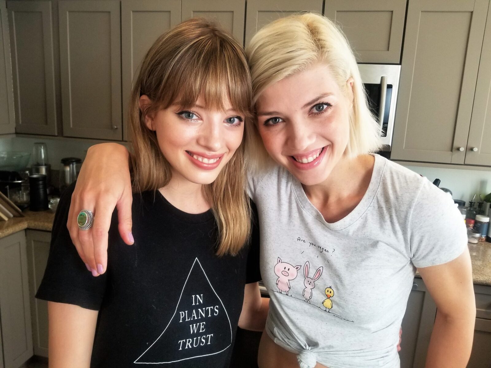 Eat Dessert Like a Vegan Model!!! - UNCHAINEDTV